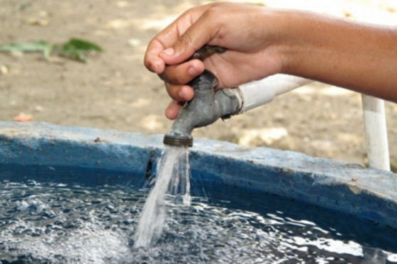 Más de 80 empresas en la mira por derrochar agua - URepublicanaRadio
